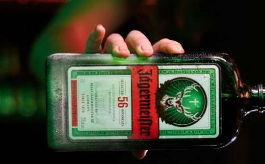 Rượu Con Hươu Là Gì? Thành Phần, Công Dụng Và Giá Bán